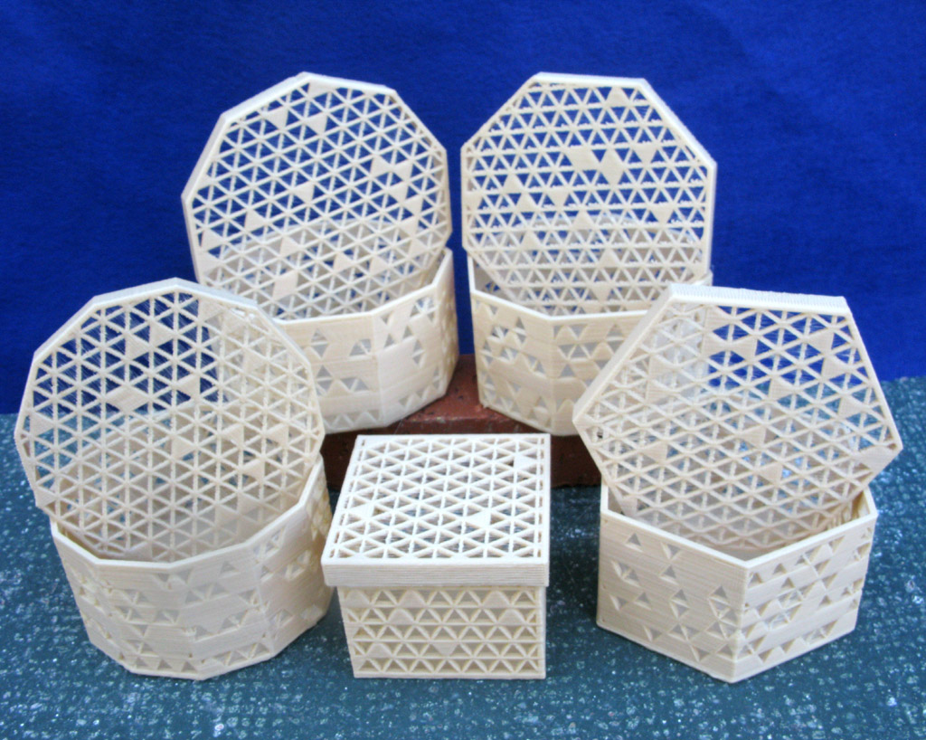 Parametric Boxes with Random Decorations | Files to download and to 3D ...