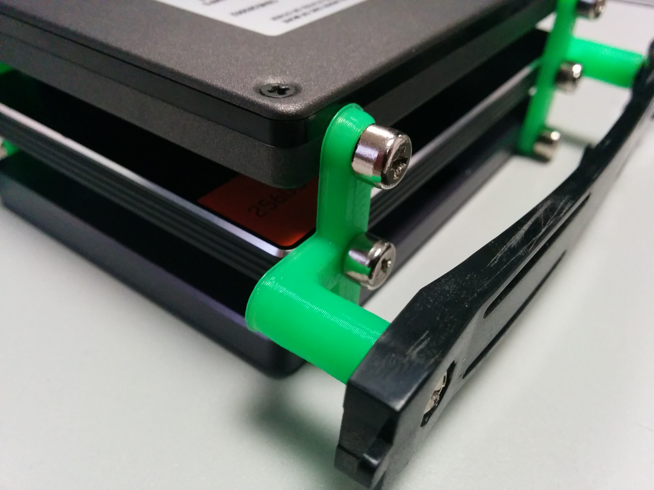 triple SSD to 3.5" HDD adapter - 3DPEA