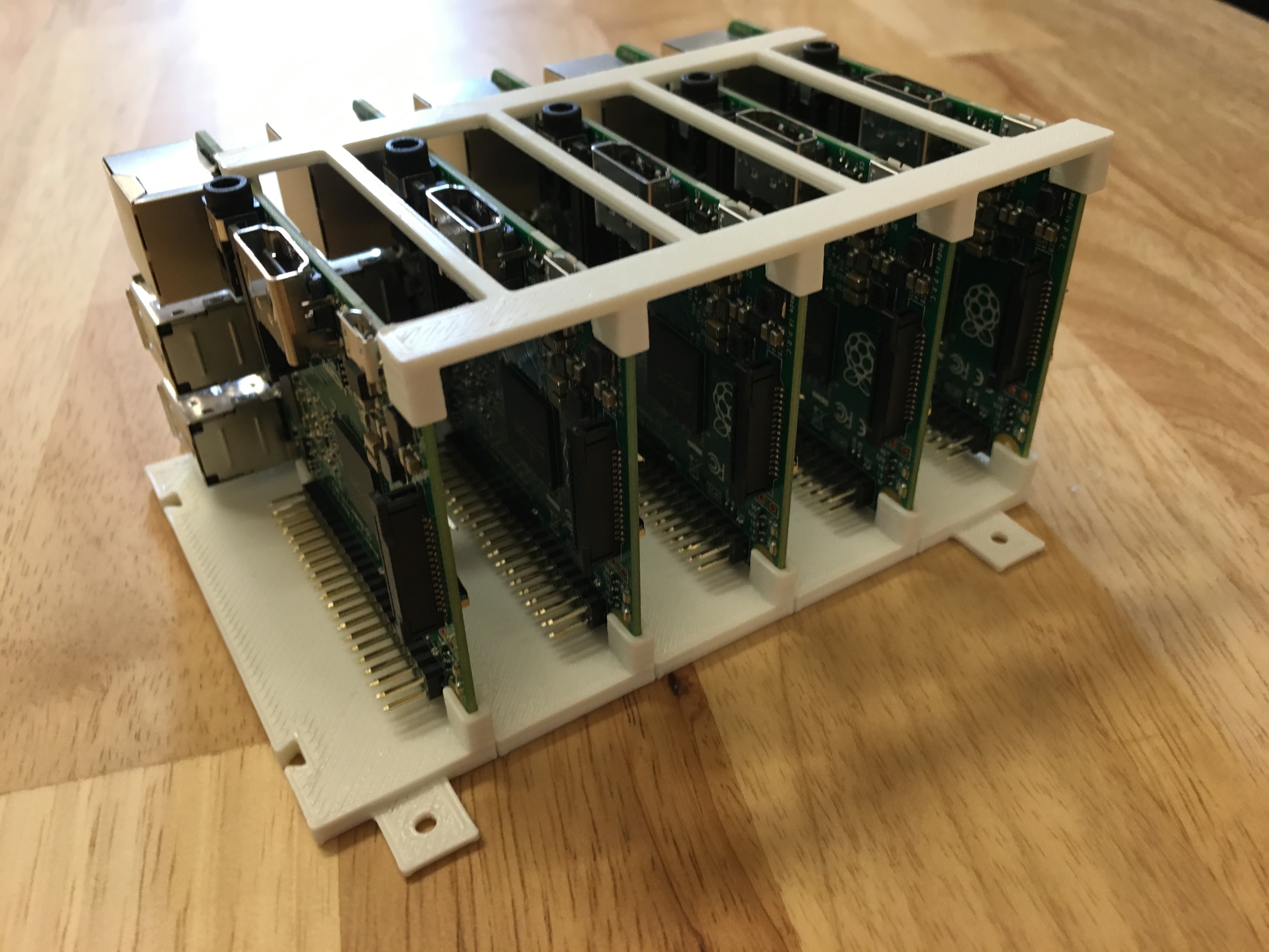 Raspberry Pi 2 _ 3 Cluster Rack - 3DPEA