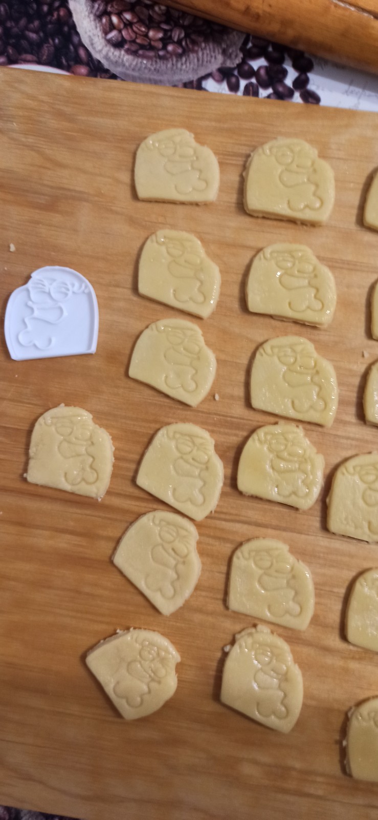 Cookie Cutter Family Guy Peter Griffin | Files to download and to 3D ...